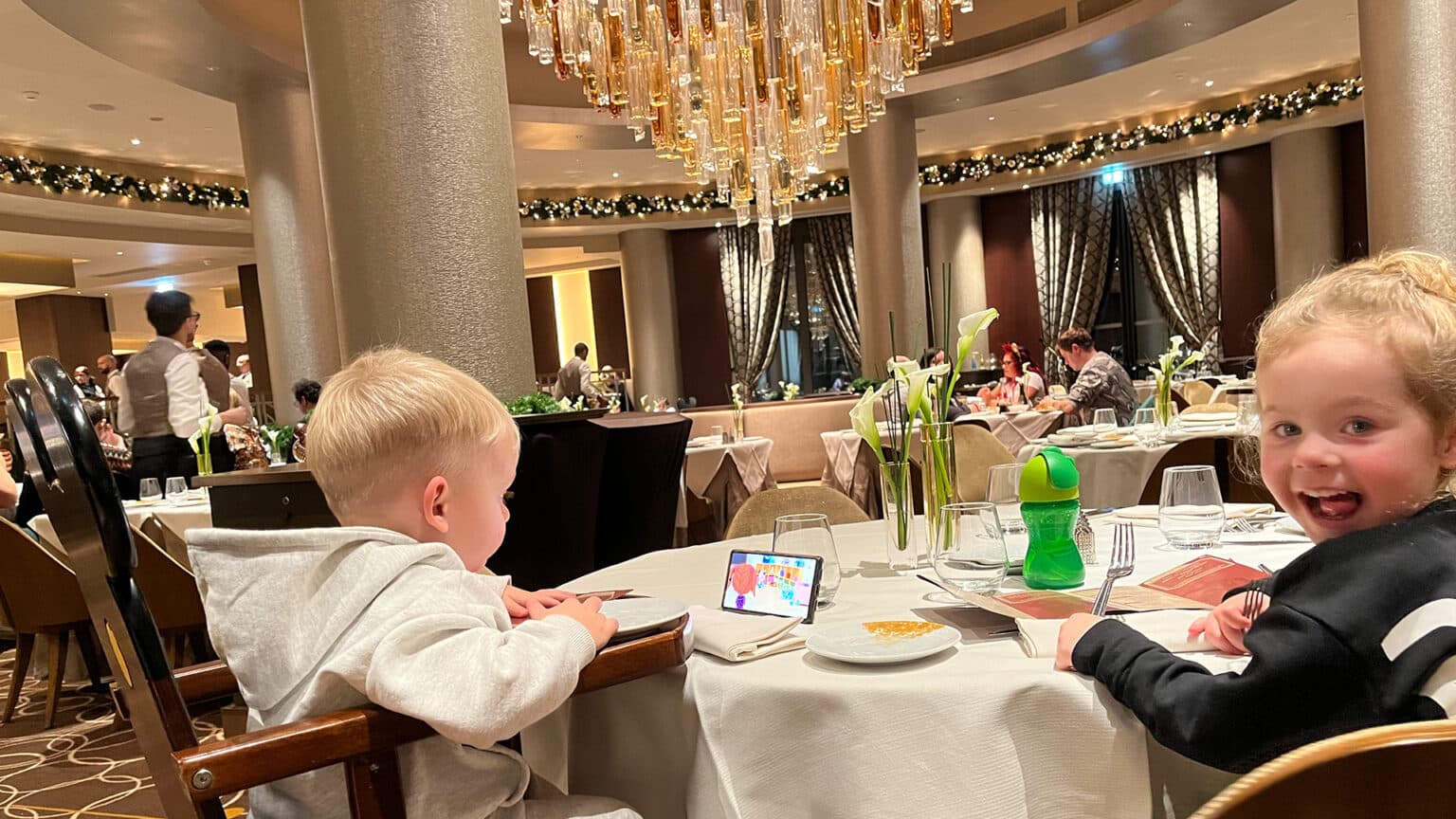 Beste Restaurants Disneyland Parijs (Top 15) | De Magie Expert